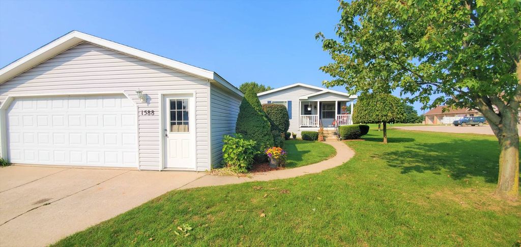 1588 Dover Dr, Martin, MI 49070 - See Est. Value, Schools & More