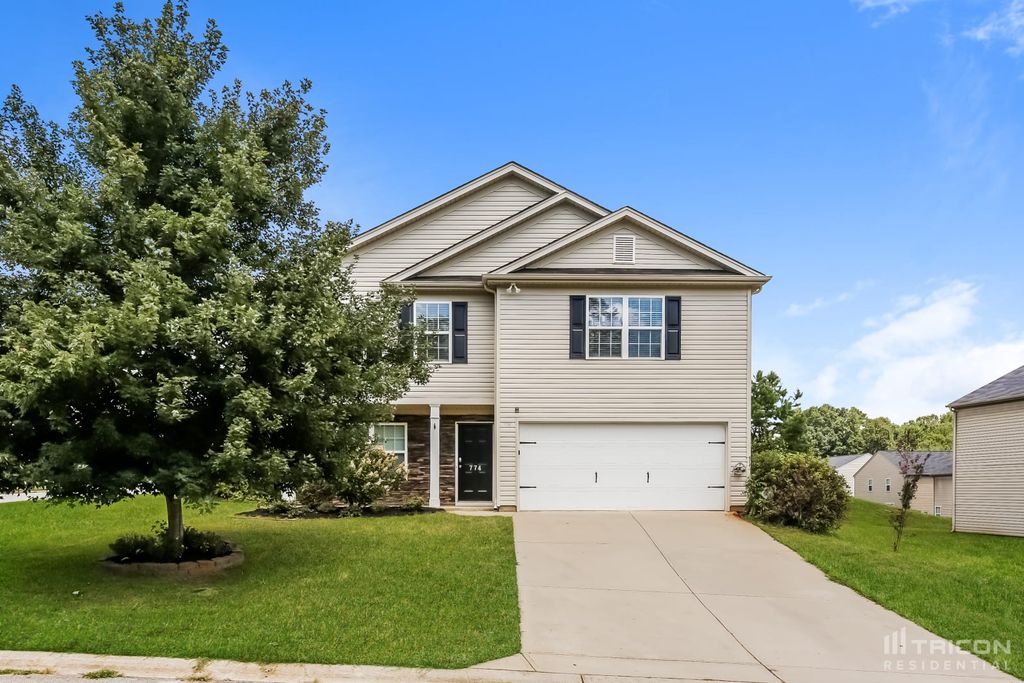 774 Markham Cir, Moore, SC 29369 - See Est. Value, Schools & More
