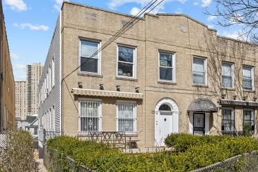 14 Van Corlear Pl #2, Bronx, NY 10463 - See Est. Value, Schools & More