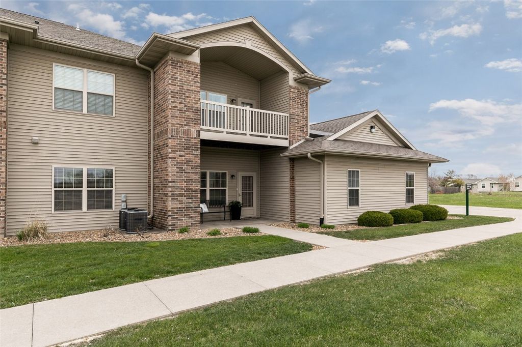 3140 Wilson Ave SW #2, Cedar Rapids, IA 52404 | Trulia