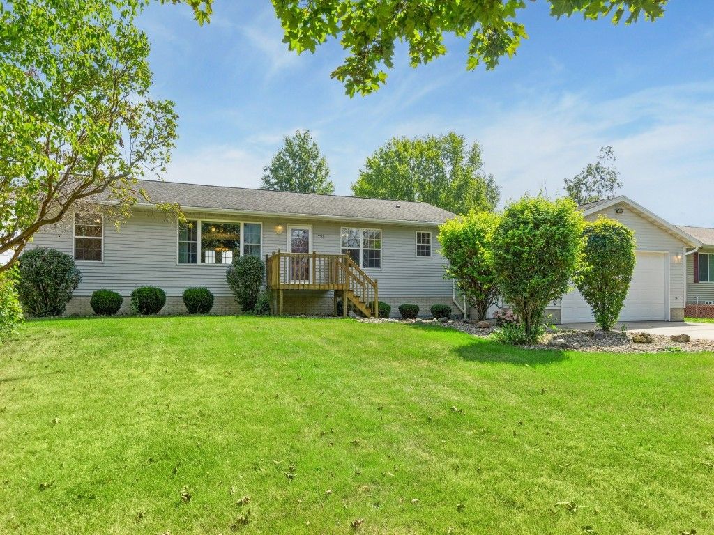 4931 East Rd SW, Cedar Rapids, IA 52404 - See Est. Value, Schools & More
