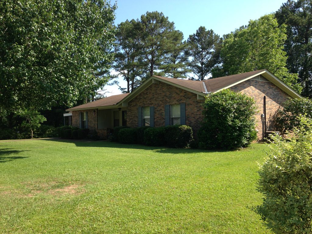 126 Shannon Hill Rd, Forest Home, AL 36037 - See Est. Value, Schools & More