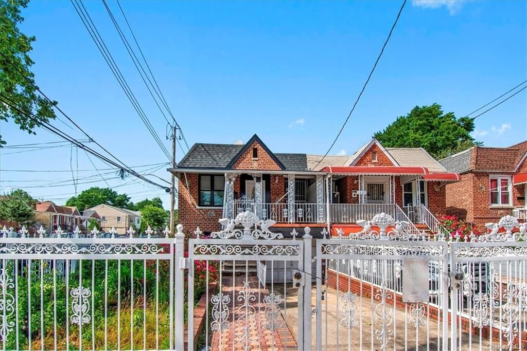 1325 Allerton Avenue, Bronx, NY 10469 | Trulia