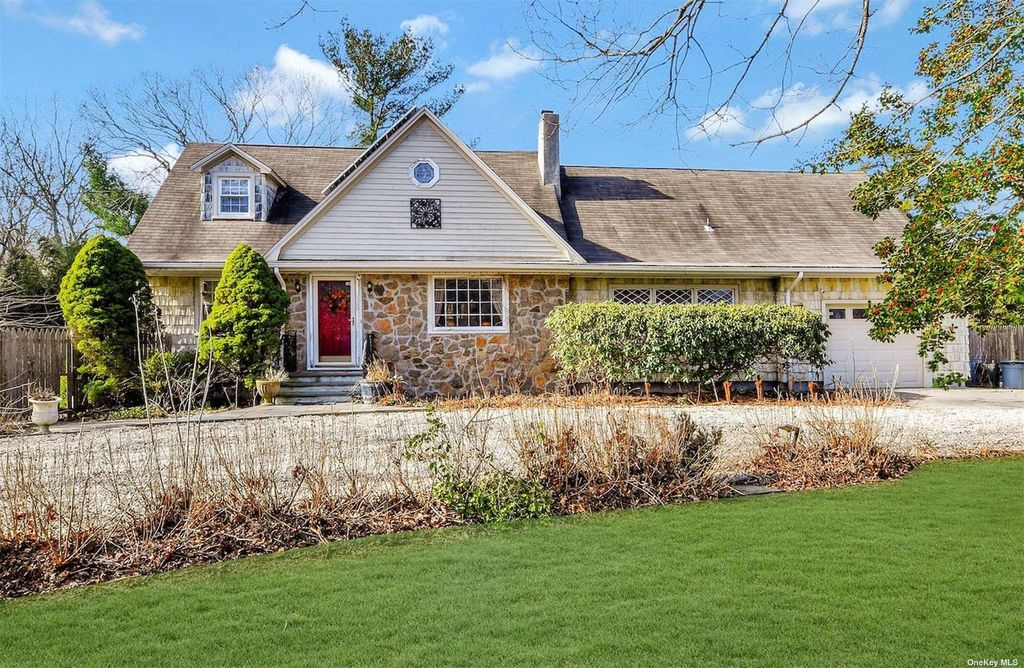 1532 Middle Road, Baiting Hollow, NY 11933 | MLS# 3532383 | Trulia