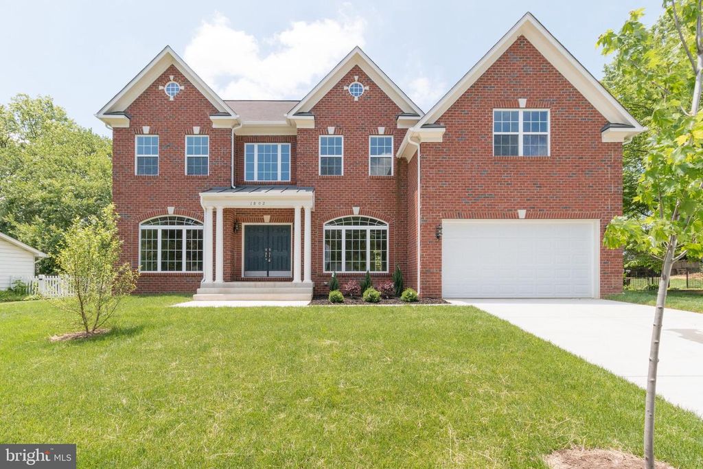 1802 Great Falls St, Mc Lean, VA 22101 - See Est. Value, Schools & More