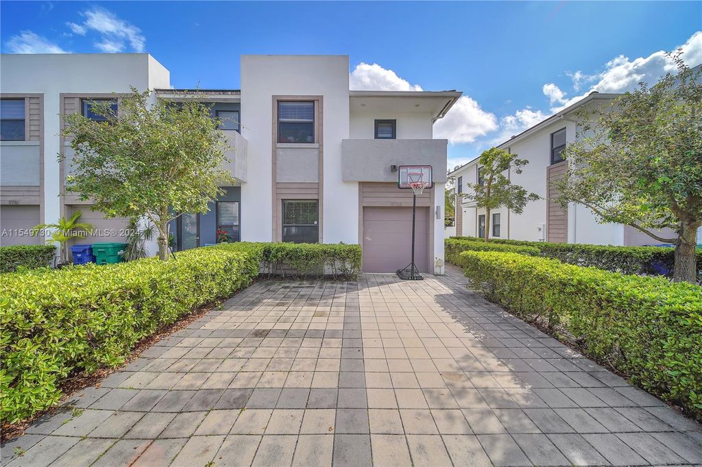 11722 SW 106th Ter, Miami, FL 33186 - See Est. Value, Schools & More