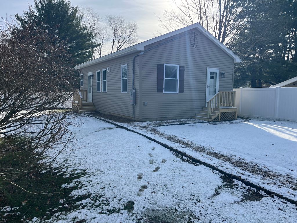 14B Cherry Rd, Beverly, MA 01915 - See Est. Value, Schools & More