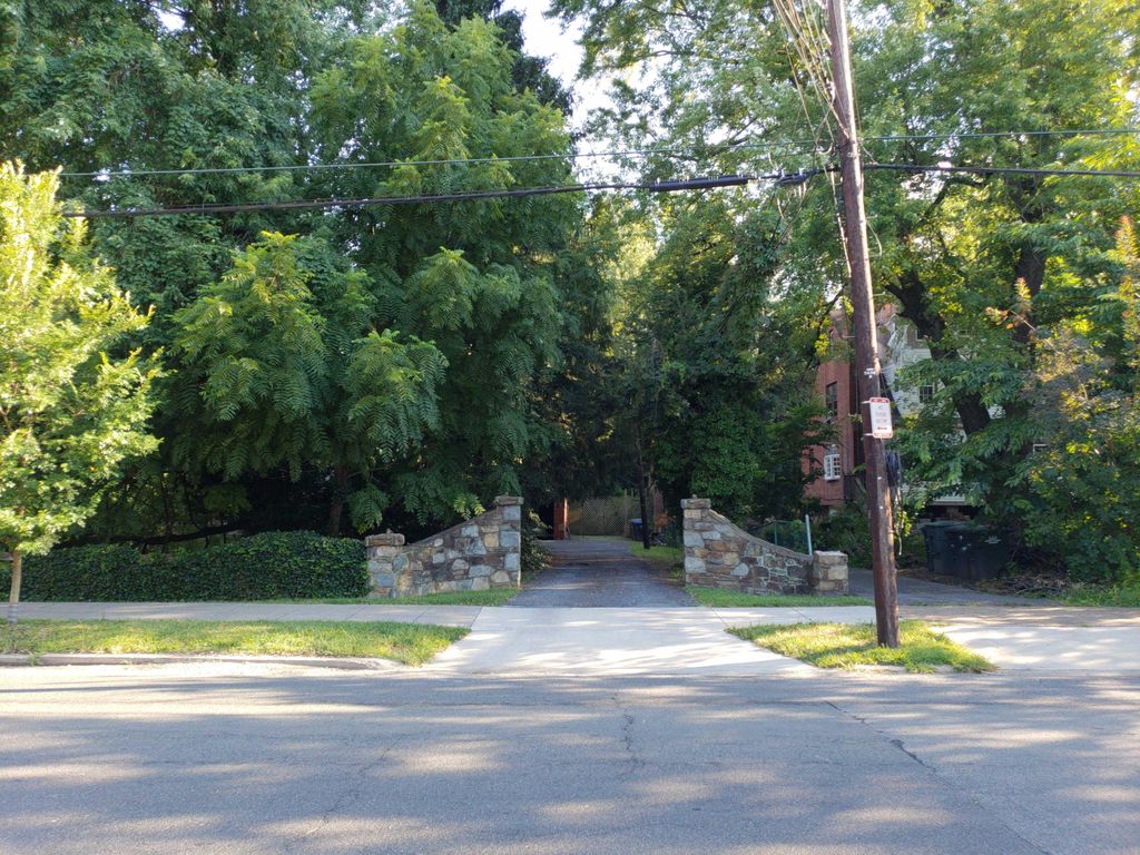 3819 Suitland Rd SE, Washington, DC 20020 | Trulia