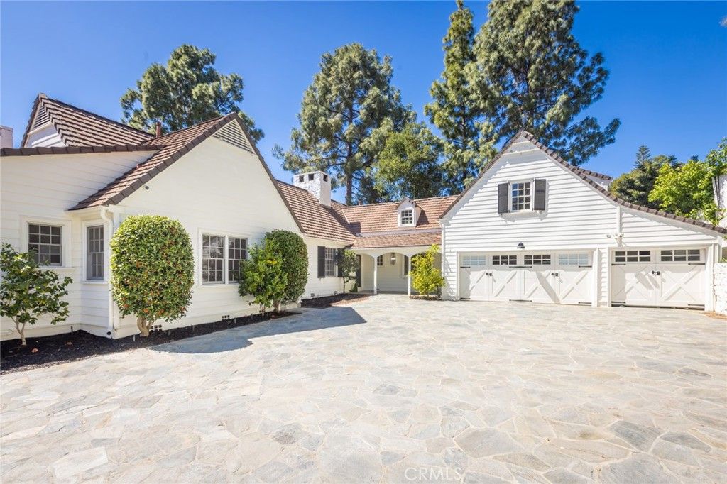 11630 Bellagio Rd, Los Angeles, CA 90049 - See Est. Value, Schools & More