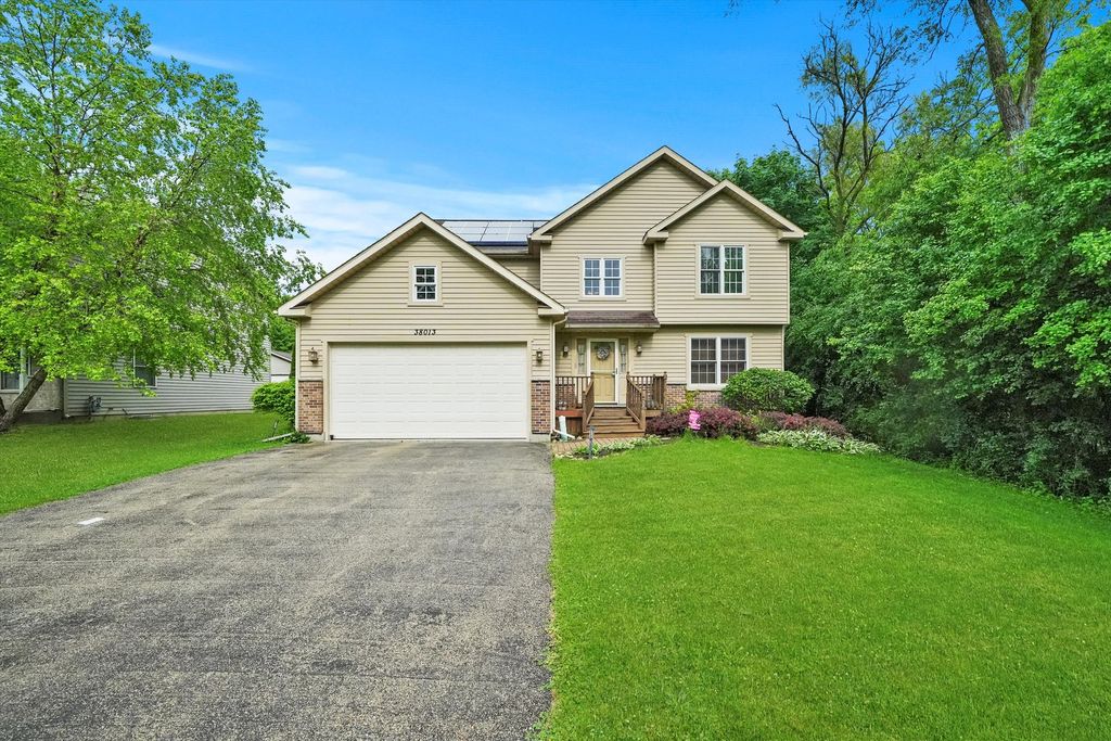38013 N De Woody Rd, Beach Park, IL 60087 | MLS# 12048431 | Trulia