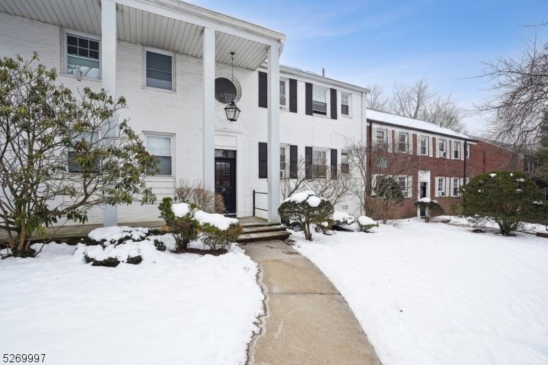 19 Green Acres Drive UNIT 68, Verona, NJ 07044 - See Est. Value ...