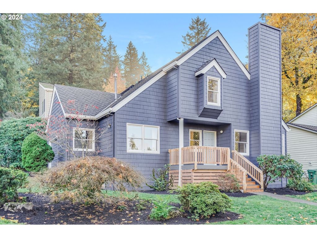 5 Pheasant Run, Lake Oswego, OR 97035 - See Est. Value, Schools & More