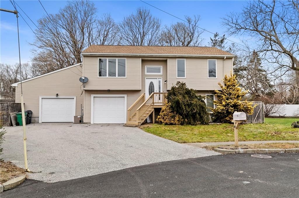 60 Stephanie Ct, Warwick, RI 02889 - See Est. Value, Schools & More
