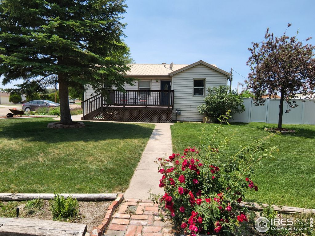 111 E 3rd Ave, Wiggins, CO 80654 - See Est. Value, Schools & More