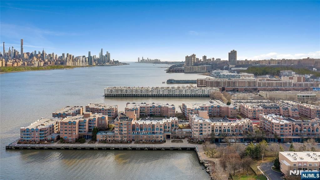 503 Livingston Ct #N503, Edgewater, NJ 07020 | MLS# 25043417 | Trulia