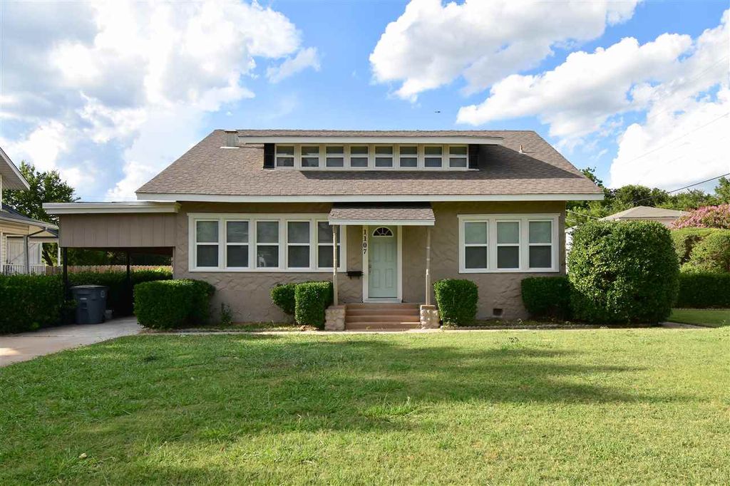 1107 NW Arlington Ave, Lawton, OK 73507 | Trulia