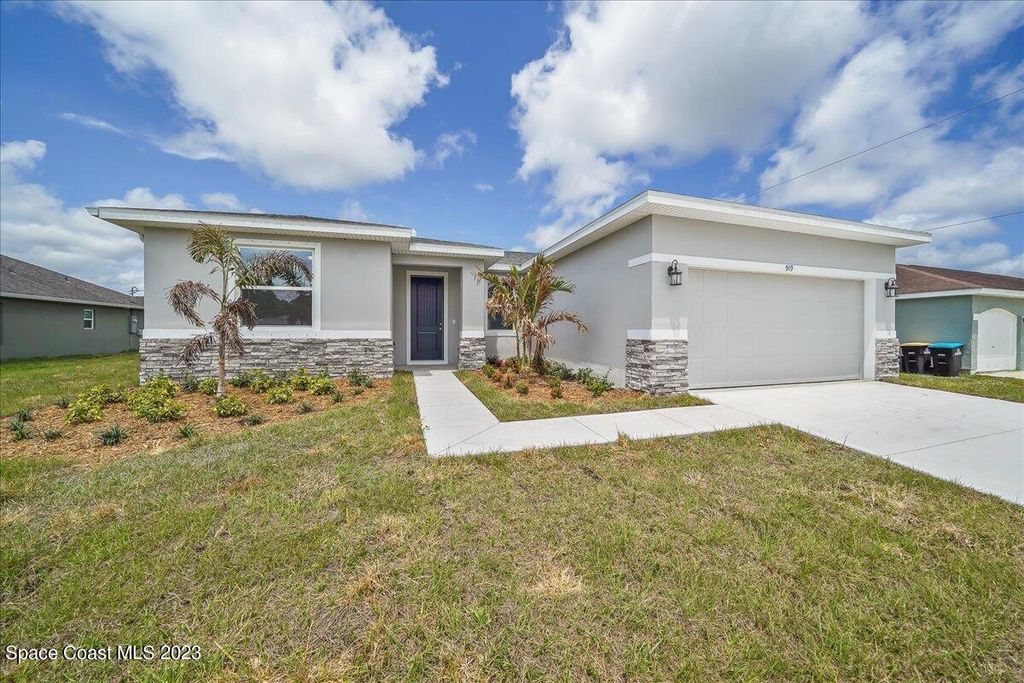 1091 Starfire St SE, Palm Bay, FL 32909 - See Est. Value, Schools & More