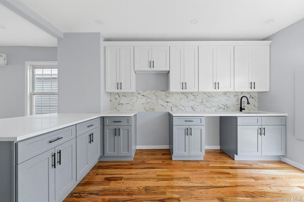 115-30 116th St, Jamaica, NY 11420 - See Est. Value, Schools & More