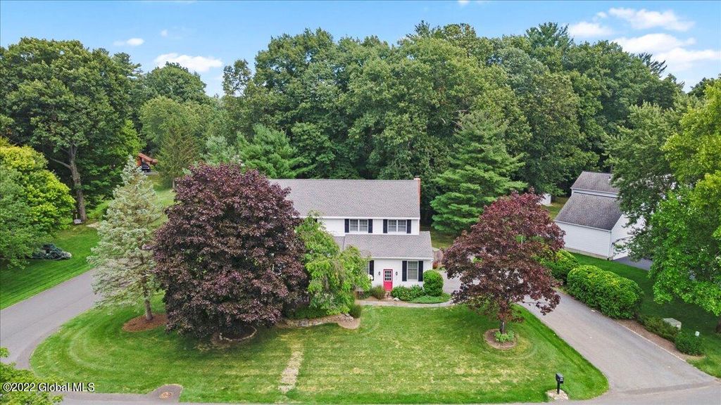 75 Bittersweet Lane, Slingerlands, NY 12159 - See Est. Value, Schools ...