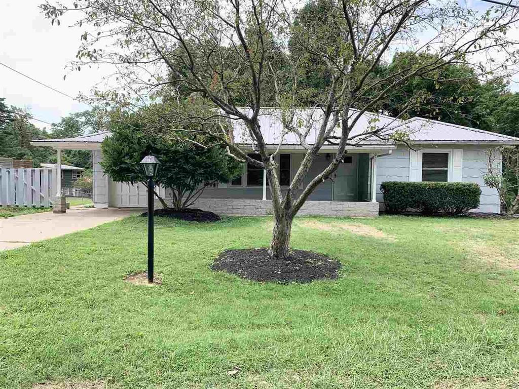 155 Gideon Rd, Huntington, WV 25705 - See Est. Value, Schools & More