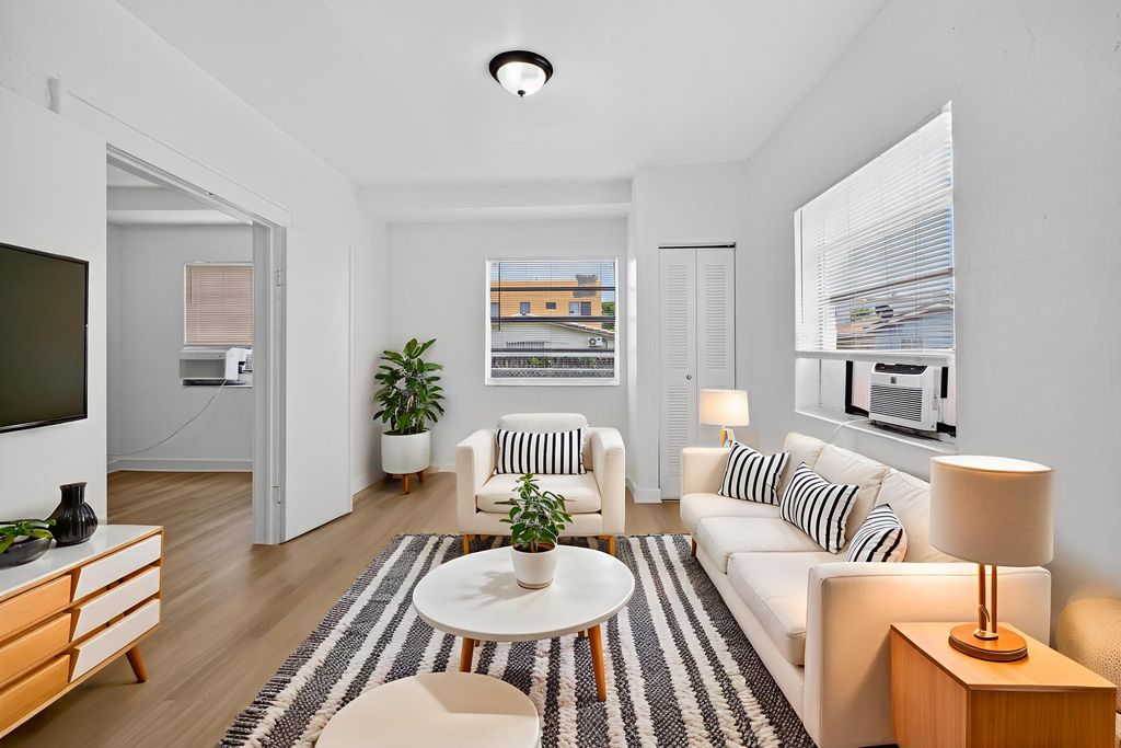 544 NW 23rd Ct #31923c959, Miami, FL 33125 - See Est. Value, Schools & More