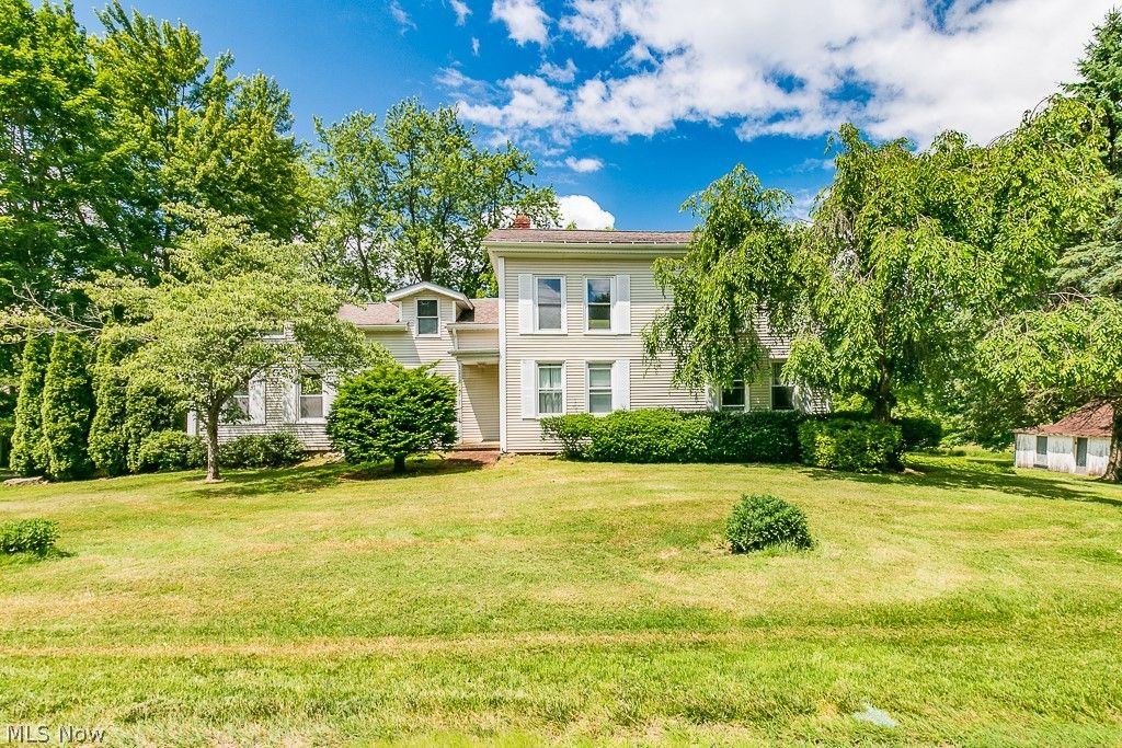12032 Claridon Troy Rd, Chardon, OH 44024 - See Est. Value, Schools & More