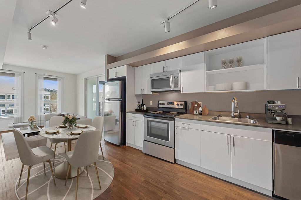 5555 14th Ave NW #230, Seattle, WA 98107 - See Est. Value, Schools & More