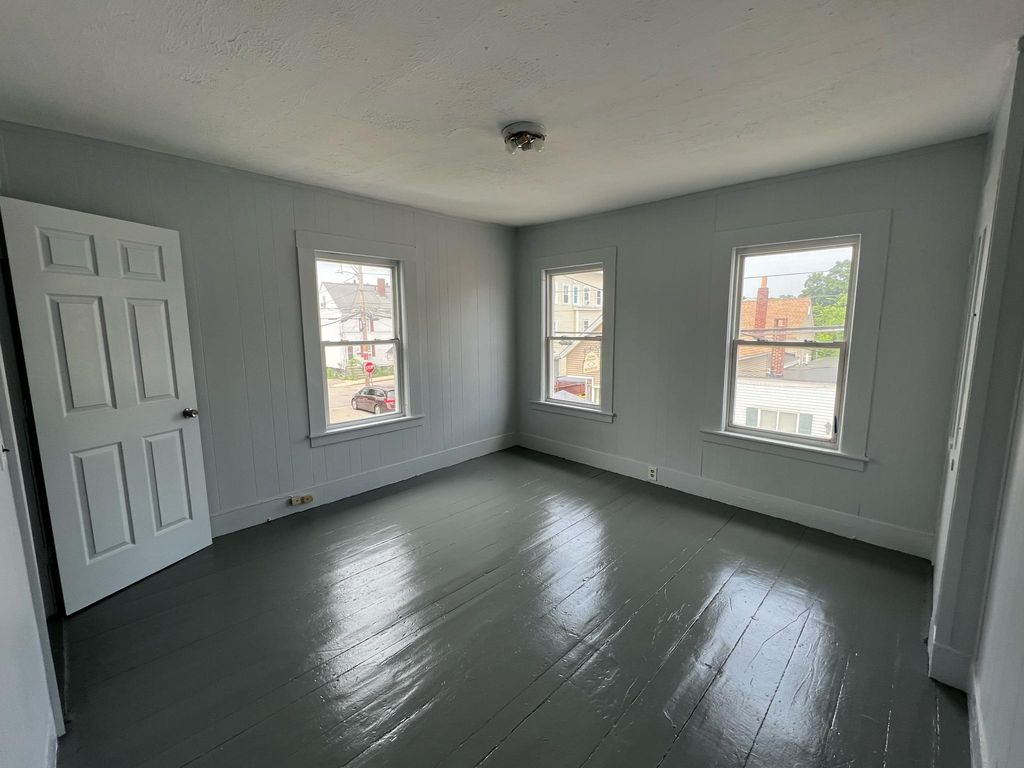 53 Whitney St #2R, Nashua, NH 03064 - See Est. Value, Schools & More