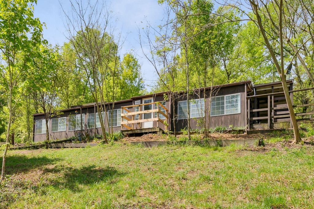 5920 Black Rd, Melbourne, KY 41059 - See Est. Value, Schools & More