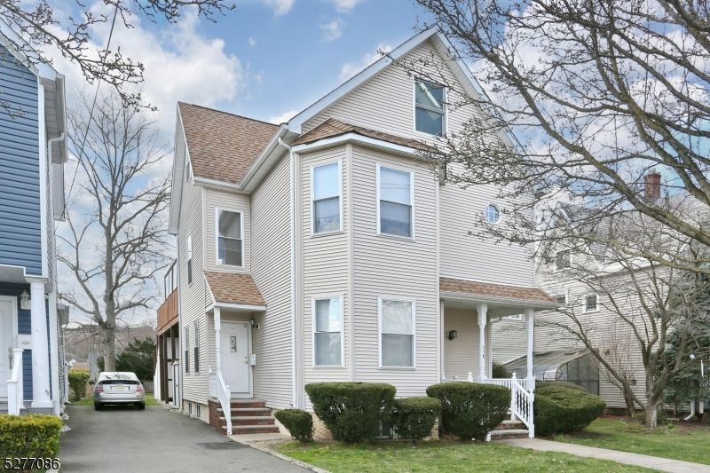558 Lafayette Ave, Hawthorne, NJ 07506 - See Est. Value, Schools & More