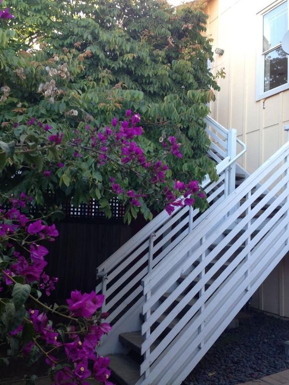 2074 S Delaware St, San Mateo, CA 94403 - See Est. Value, Schools & More