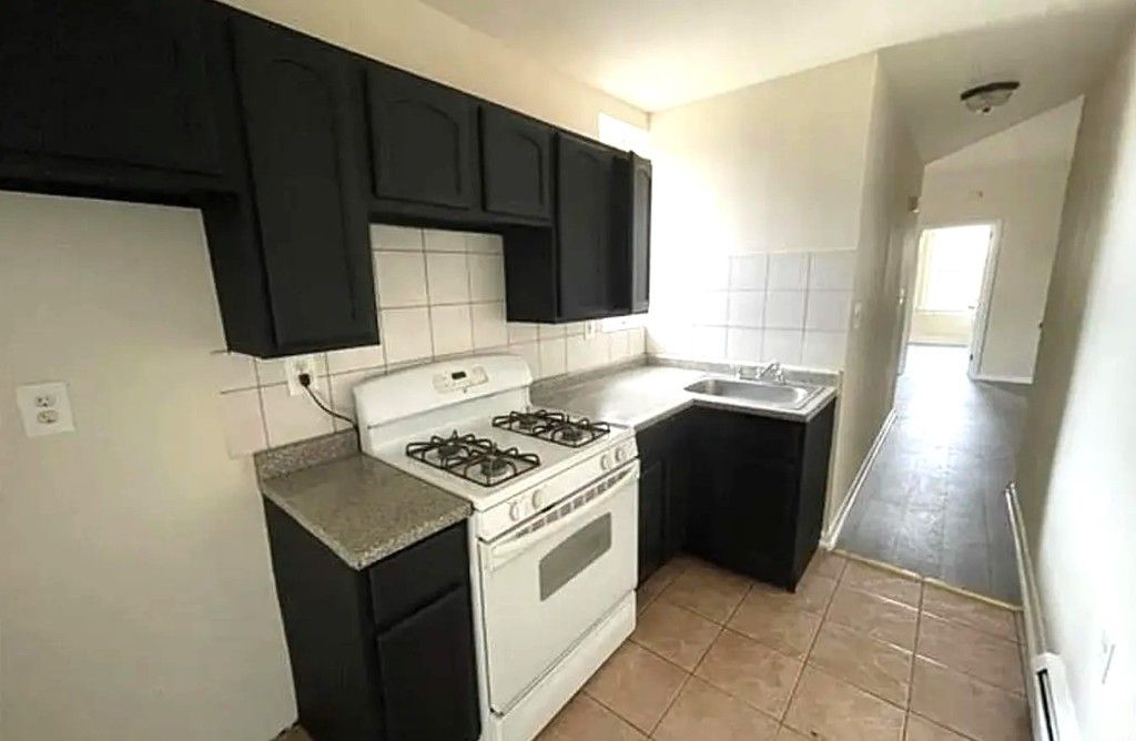 45 Jones St #2L, Newark, NJ 07103 - See Est. Value, Schools & More
