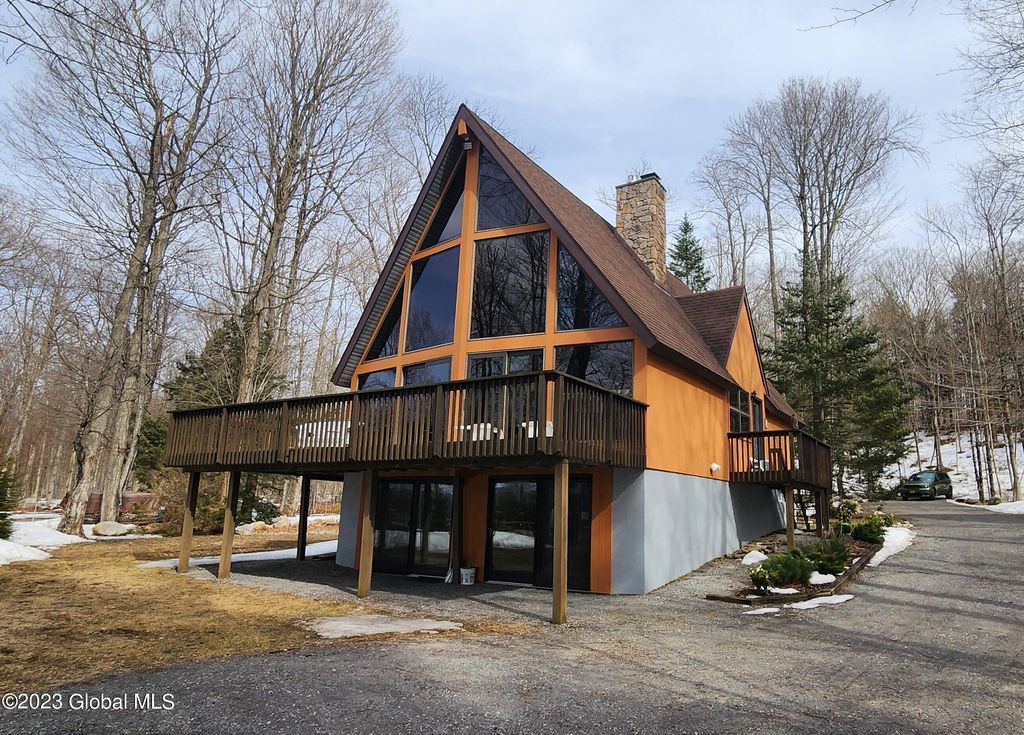 599 S SHORE Road UNIT Peck Lake, Gloversville, NY 12078 - See Est. Value, Schools & More