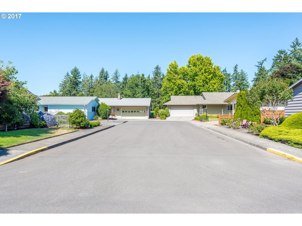 16455 SW Royalty Pkwy, Portland, OR 97224 - See Est. Value, Schools & More