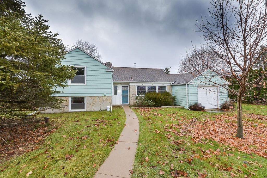 6211 Carpenter Rd, Ypsilanti, MI 48197 - See Est. Value, Schools & More