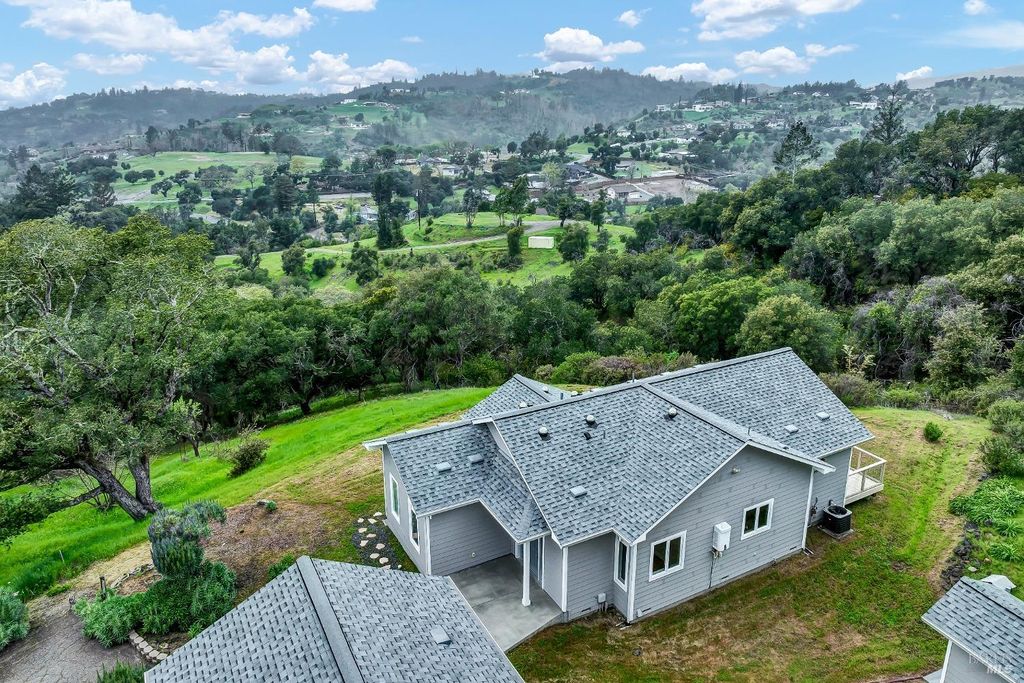 940 Sundown Trail, Santa Rosa, CA 95404 - See Est. Value, Schools & More