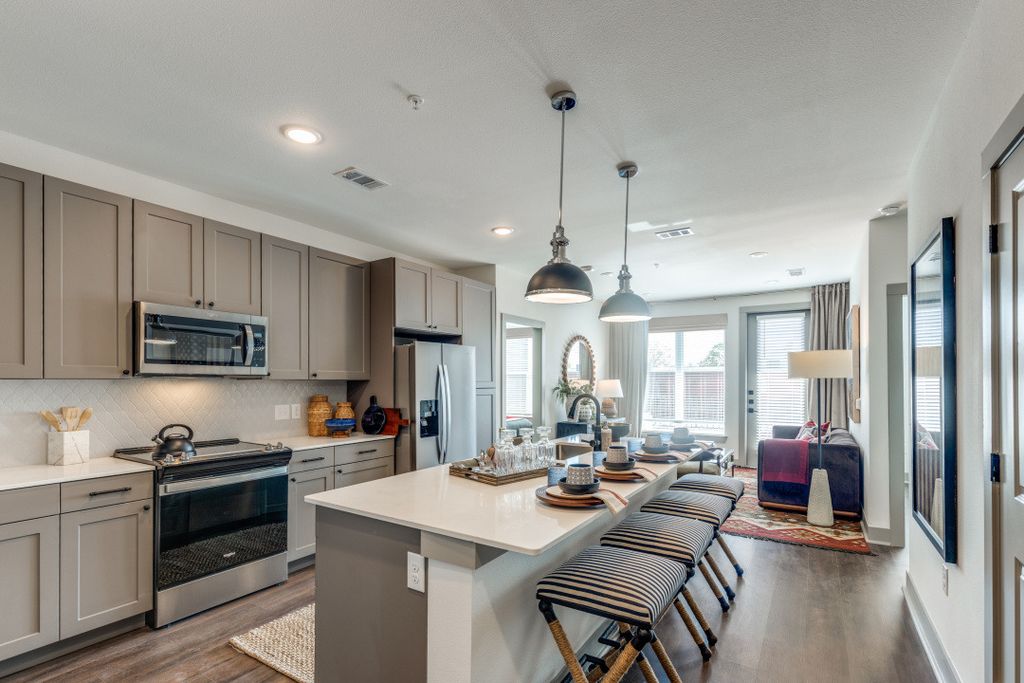 1950 Winrock Blvd #1166, Houston, TX 77057 - Trulia | Trulia