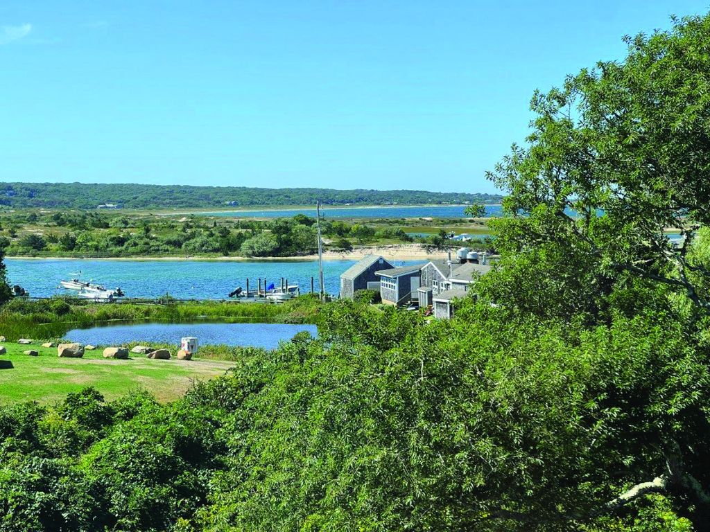 10 Mollys Way, Chilmark, MA 02535 | Trulia