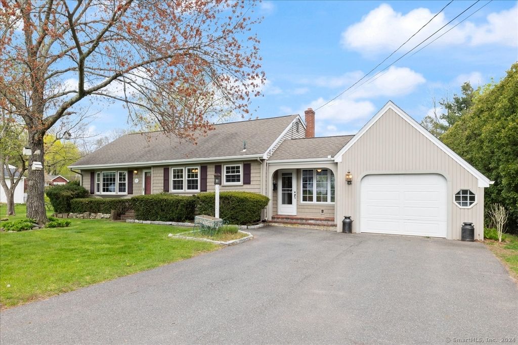 54 Manor Lane, South Windsor, CT 06074 - See Est. Value, Schools & More