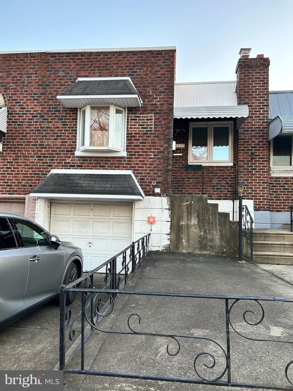 1230 E Cayuga St, Philadelphia, PA 19124 - See Est. Value, Schools & More