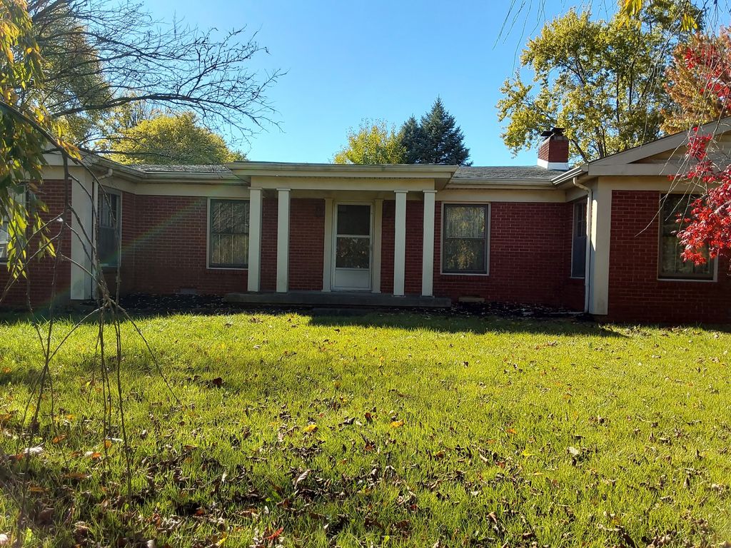 6090 Pine Hill Dr, Indianapolis, IN 46235 - See Est. Value, Schools & More
