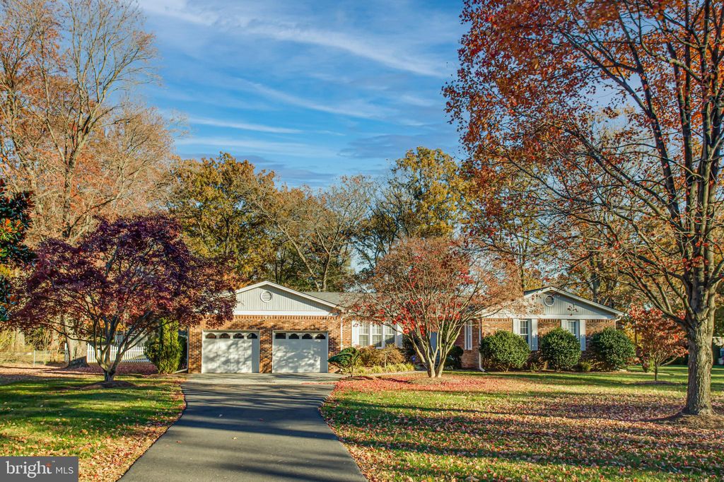 11074 Ellinger Dr, White Plains, MD 20695 - See Est. Value, Schools & More