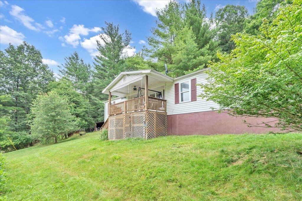 2087 Springdale Rd, Pearisburg, VA 24134 - See Est. Value, Schools & More