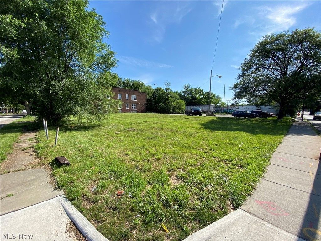 12911 Superior Ave, Cleveland, OH 44112 | Trulia