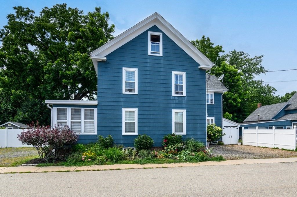 7 Albion St #1, Amesbury, MA 01913 - See Estimated Value