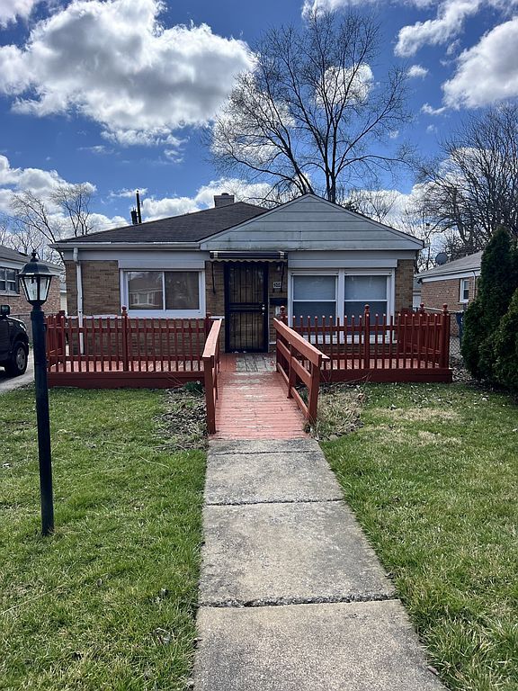 308 W 150th St, Harvey, IL 60426 | Trulia