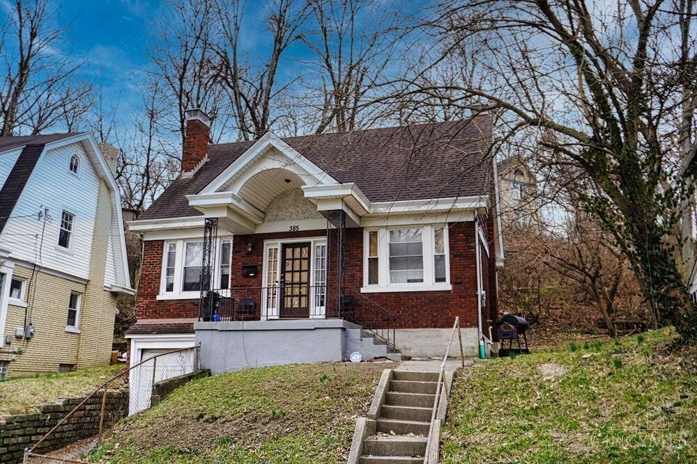 385 Elberon Ave, Cincinnati, OH 45205 - See Est. Value, Schools & More