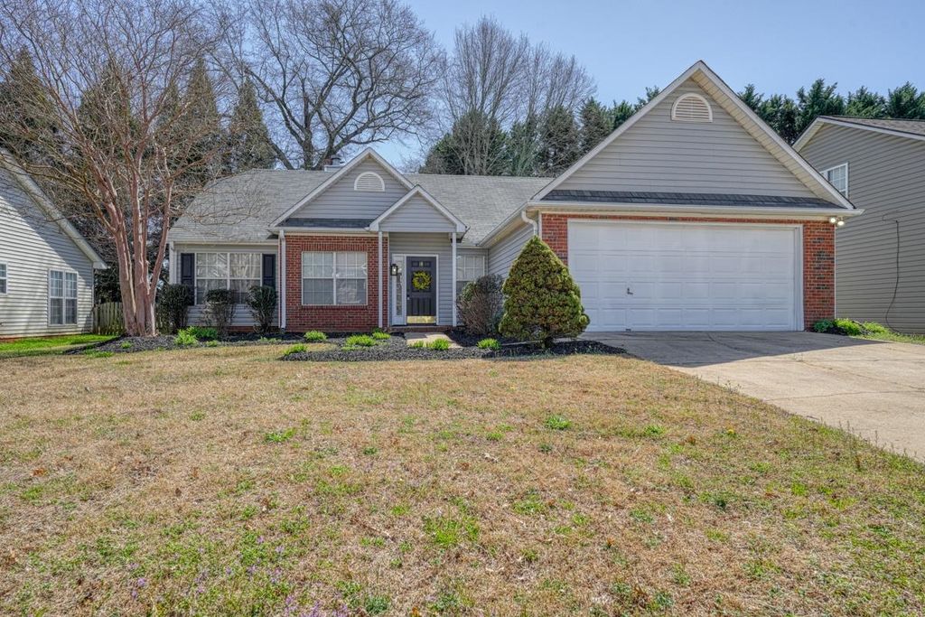 18 Glen Willow Ct, Greer, SC 29650 - See Est. Value, Schools & More