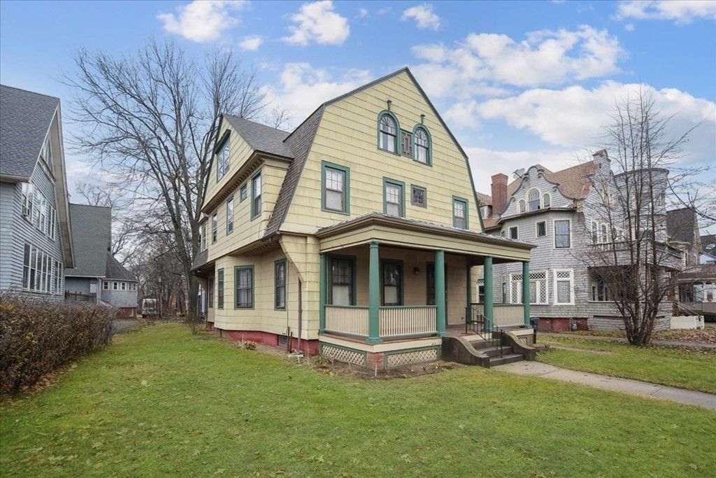 10 Fairfield St, Springfield, MA 01108 | Trulia