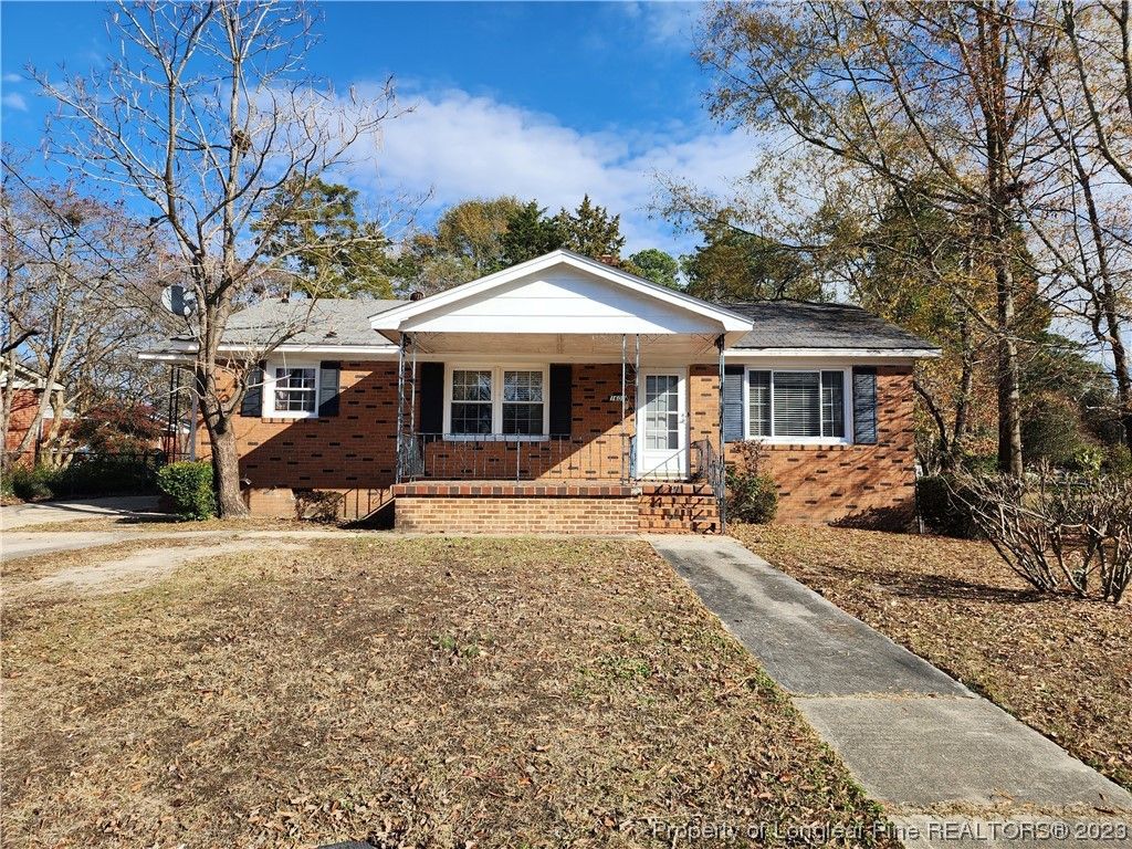 1609 Roxie Ave, Fayetteville, NC 28304 - See Est. Value, Schools & More